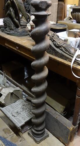 2 colonnes torses / Musée de la Ville de Bruxelles – Inventaire du ...